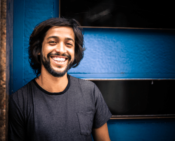 Leandro Leo Voz e Violão no Bona em São Paulo - Sympla