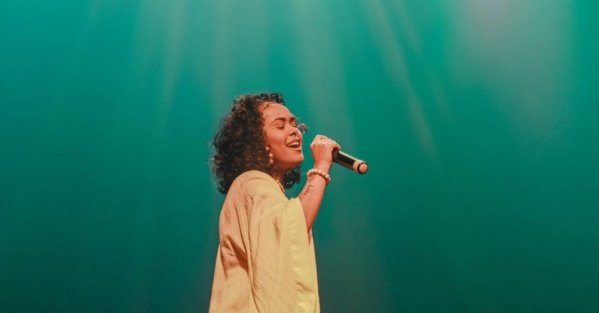 “Show Entono” com Mallu Viturino em Fortaleza - Sympla