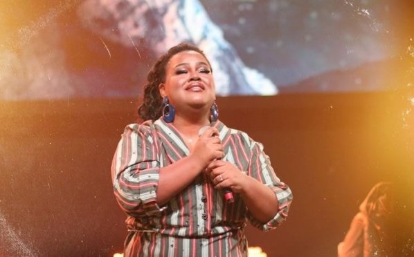 Chá de Mulheres com a participação especial da cantora Jessica Augusto ...