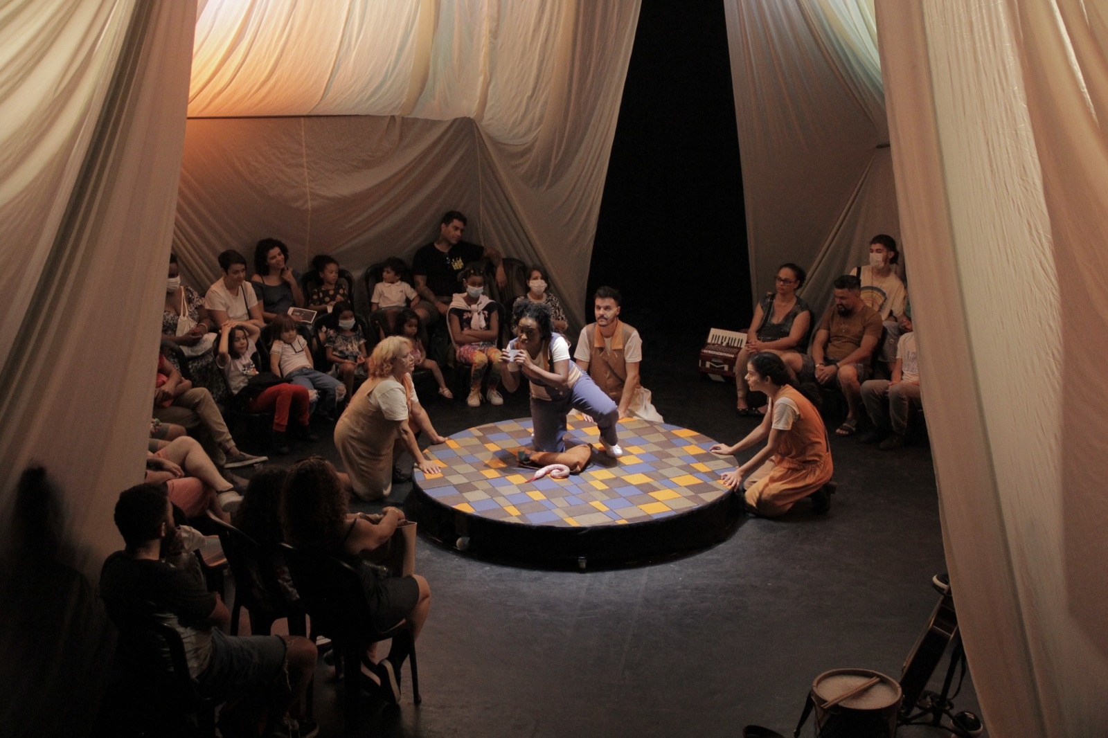 A Menina Cientista e o Mistério do Urro em Belo Horizonte - Sympla