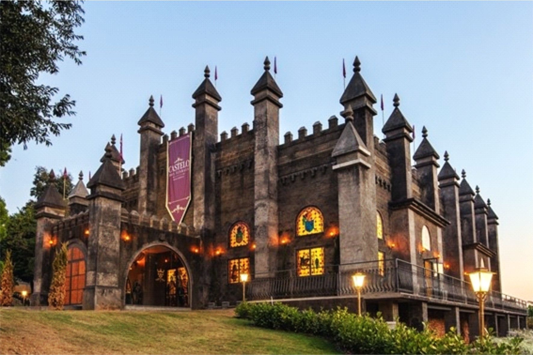 Café Colonial - Especial Mês dos Namorados Vale dos Sonhos e Vale do Luar em Vinhedo - Sympla