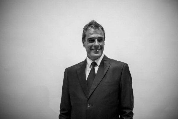 Alejandro Balbis | Uruguai: Um Canto do Mundo em Porto Alegre - Sympla