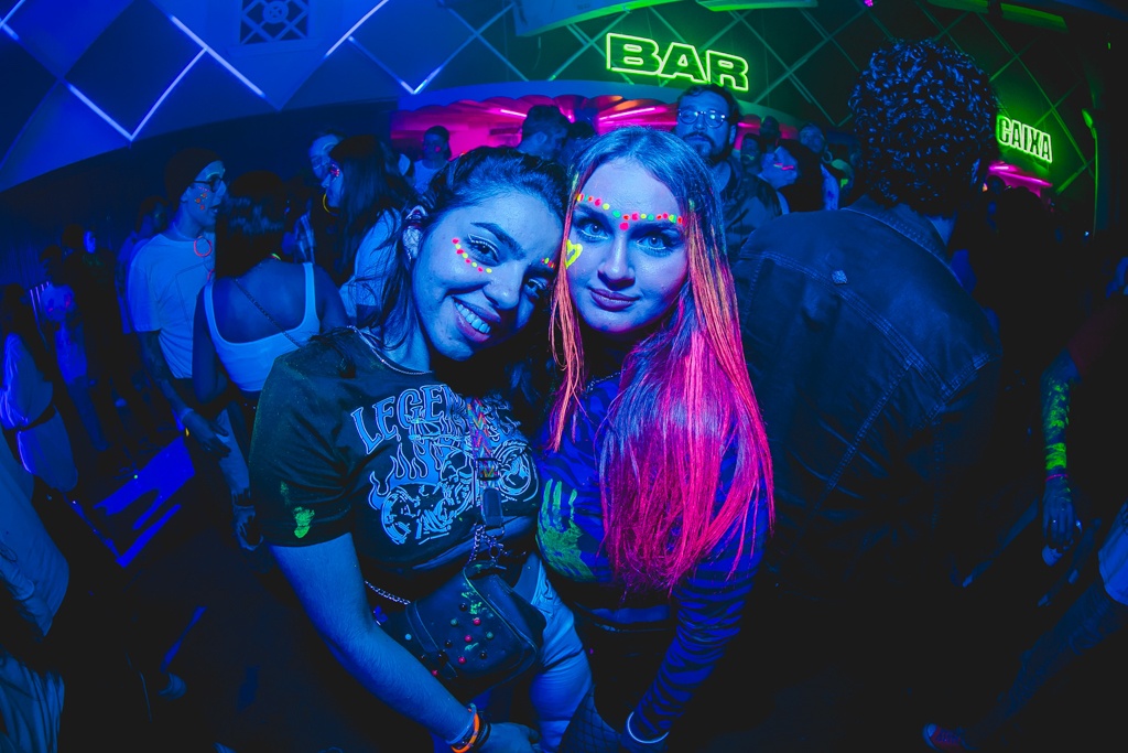 GLOW IN THE DARK NO CITY LIGHTS MUSIC HALL em São Paulo - Sympla