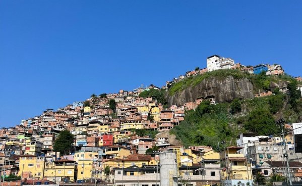 Morro da Providência a Primeira Favela do Brasil - 20 de abril - Rolé ...