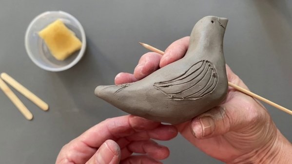 Explorando a Arte da Modelagem com Barro - online - Sympla