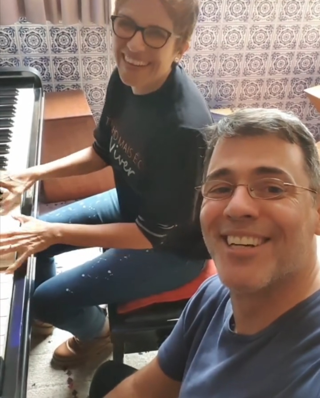 Tenho Mais é que Viver - Ananda Torres celebra os 80 anos de Ivan Lins em Vitória - Sympla
